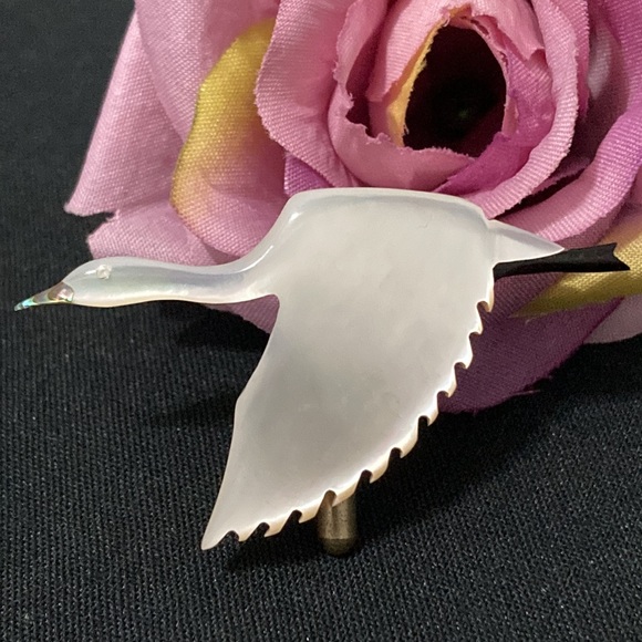 Jewelry | Vintage Swan Pin | Poshmark